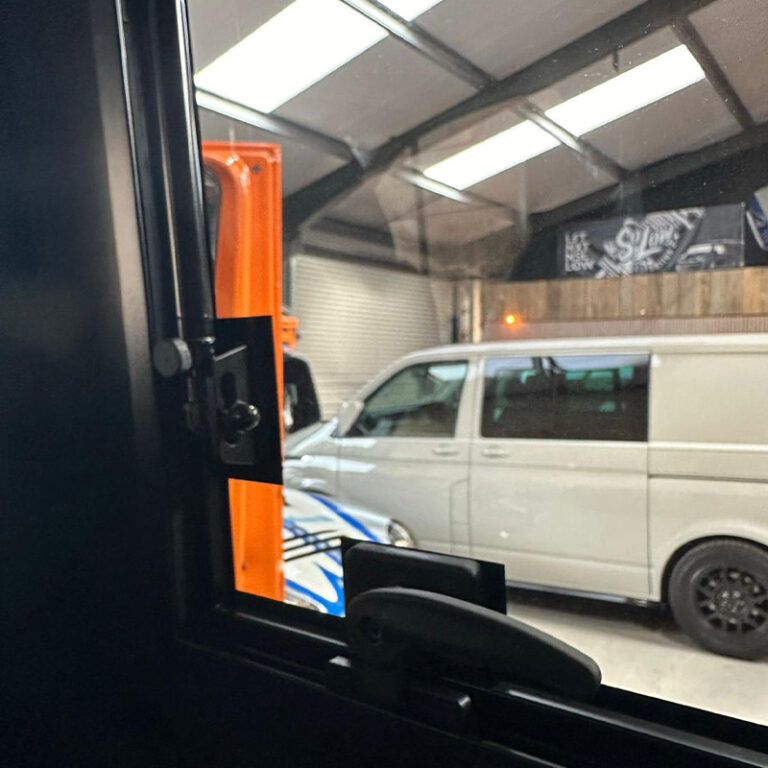 VW Crafter / Man TGE Passenger Side SAFARI Window (2017~Current Year ...
